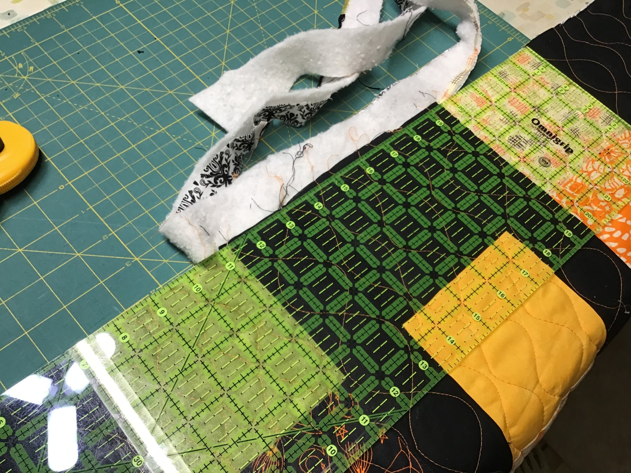 Basic Quilting Skills for Beginners: Squaring Up Your Quilt – Villa ...