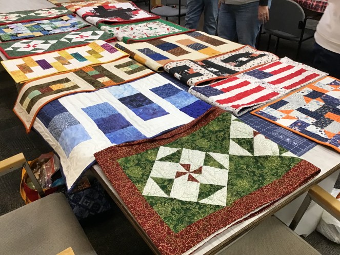 A Quilty Christmas Party and Perfect Last Minute Christmas Gift Ideas ...