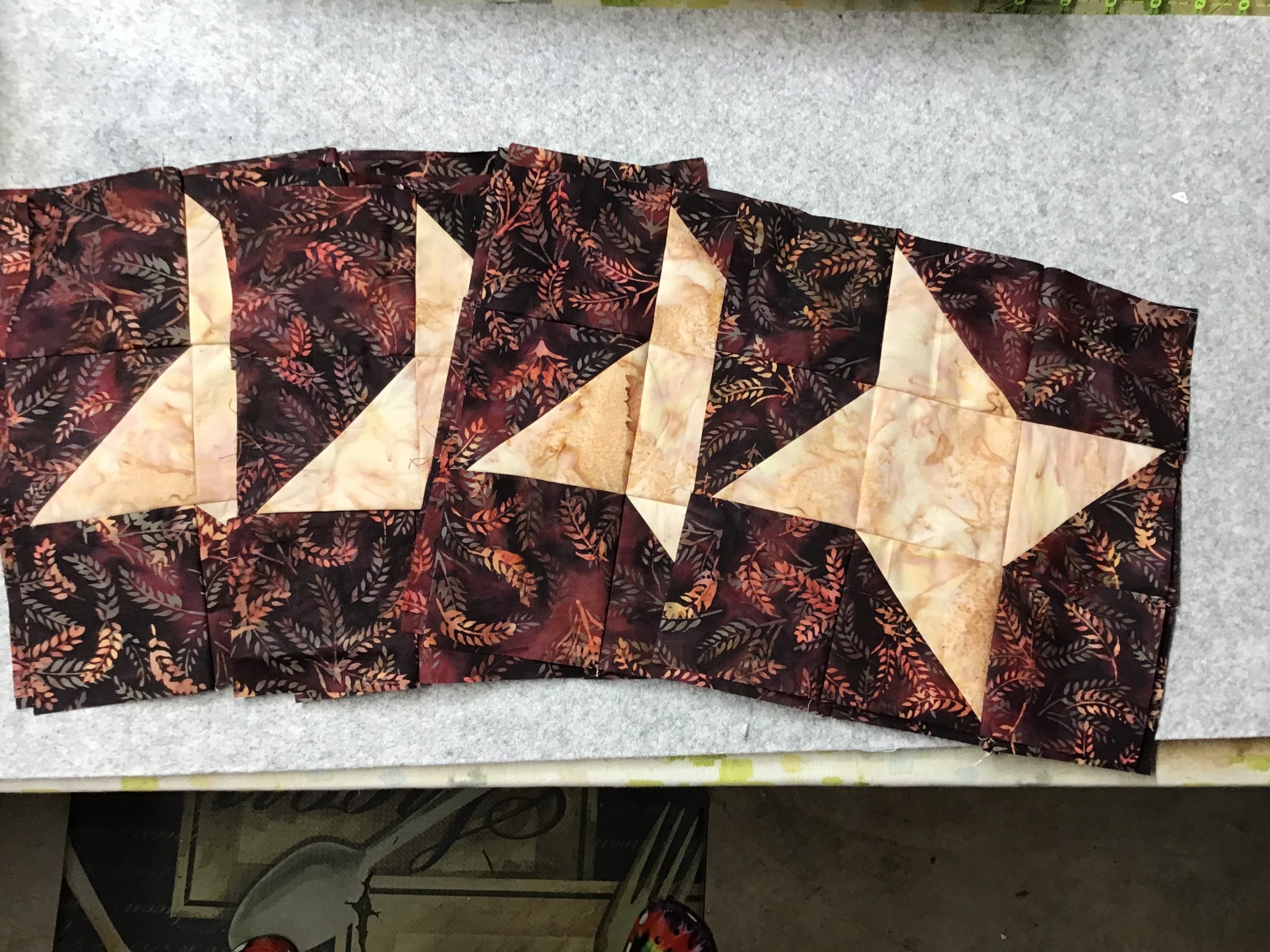 VRD Beatrice Quilt Tutorial and the Fall 2023 Hoffman Project Catalog ...