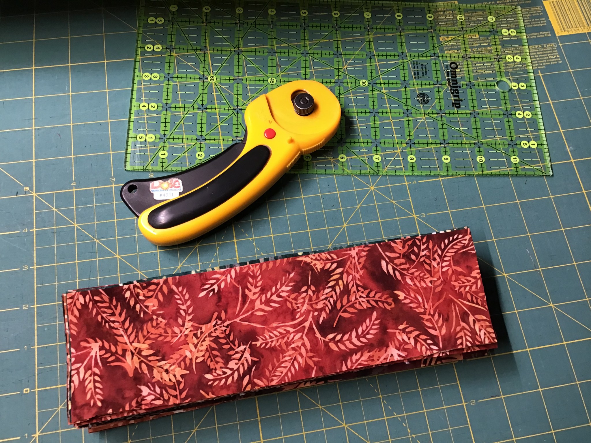 VRD Beatrice Quilt Tutorial and the Fall 2023 Hoffman Project Catalog ...